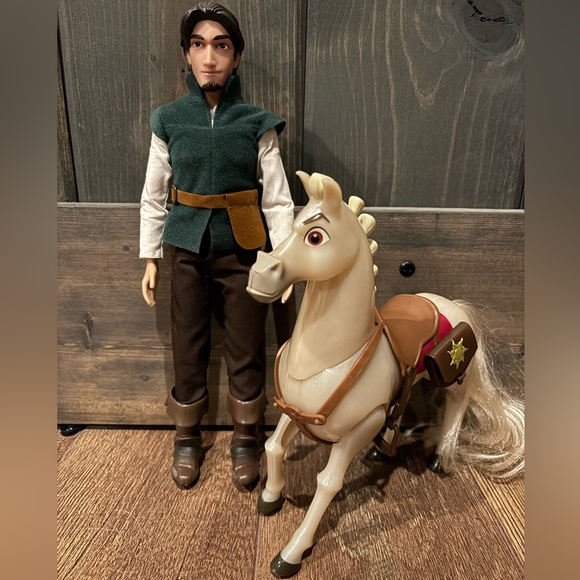 Disney | Toys | Disneys Flynn Rider And Horse Maximus From Tangled ...
